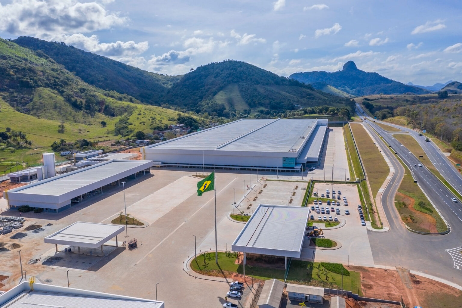 CD Autoglass - Guarapari - Engepoli Natural Lighting and Ventilation Solutions